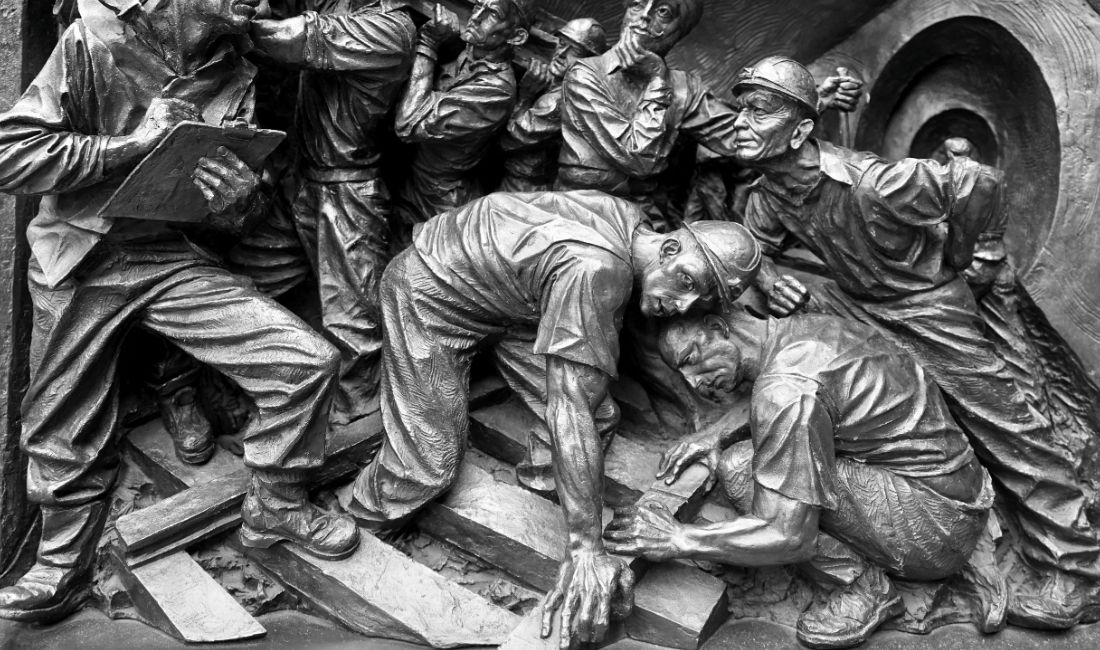 Why the British TUC Fails Workers Across England - The Workers of England